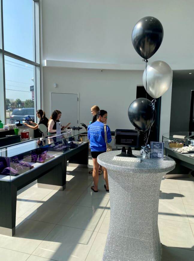 2024 Shopping Spree Winner — The Diamond Center: Where Wisconsin Gets ...